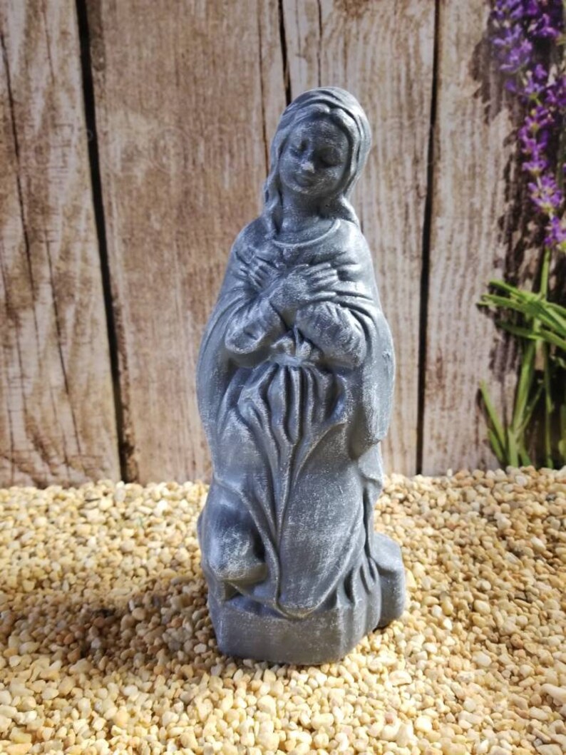 Praying Mary Statue - Etsy