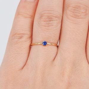Minimalist Dainty Blue Sapphire Engagement Ring - Etsy