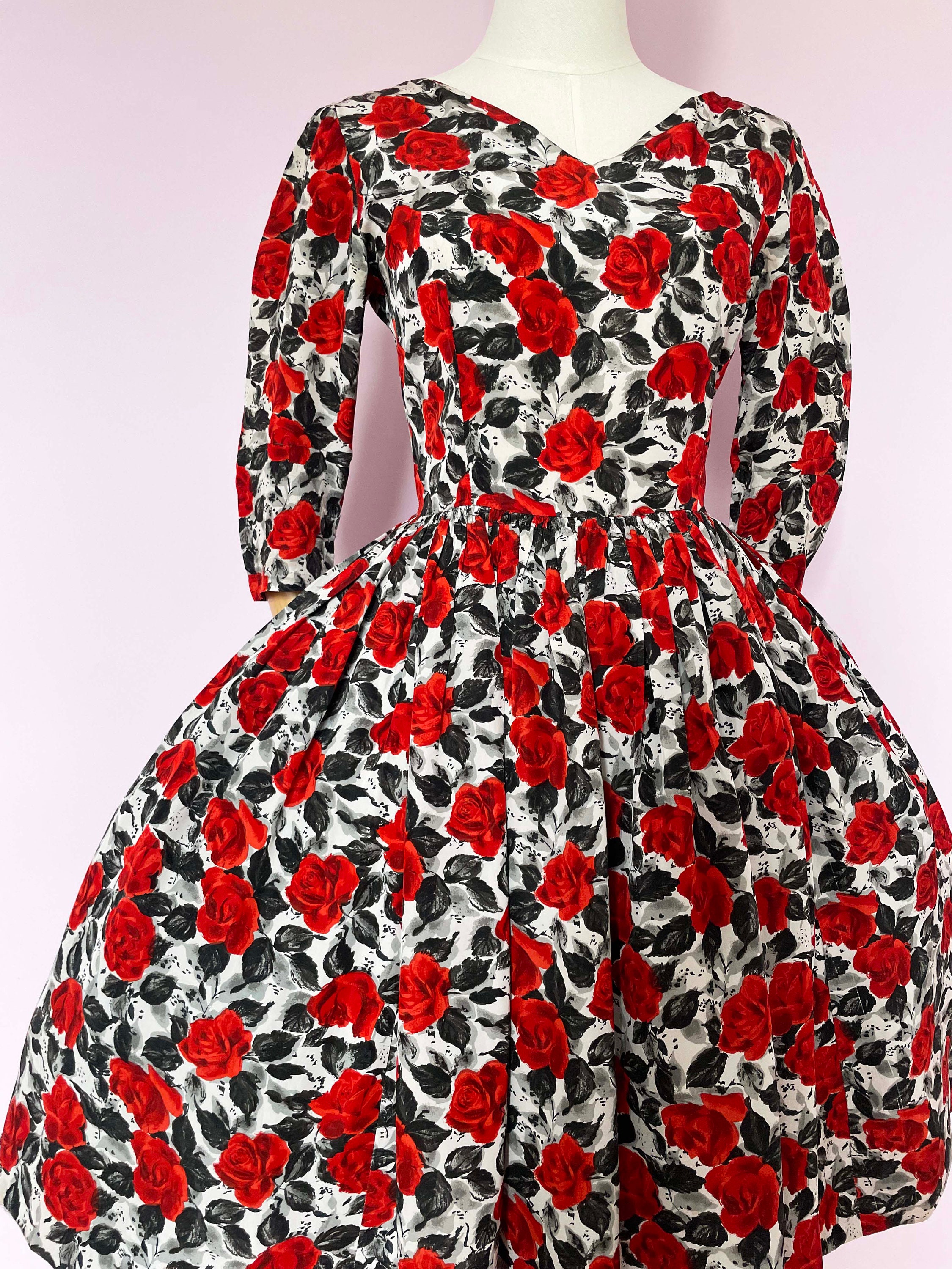 Vintage / 1950s 50s / Floral Rose Print Full Skirt Dress / Spring ...