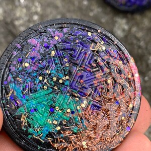 Orgonite® Celtic Cross Mini Disc - Orgone Generator® - EMF Shield - Etsy