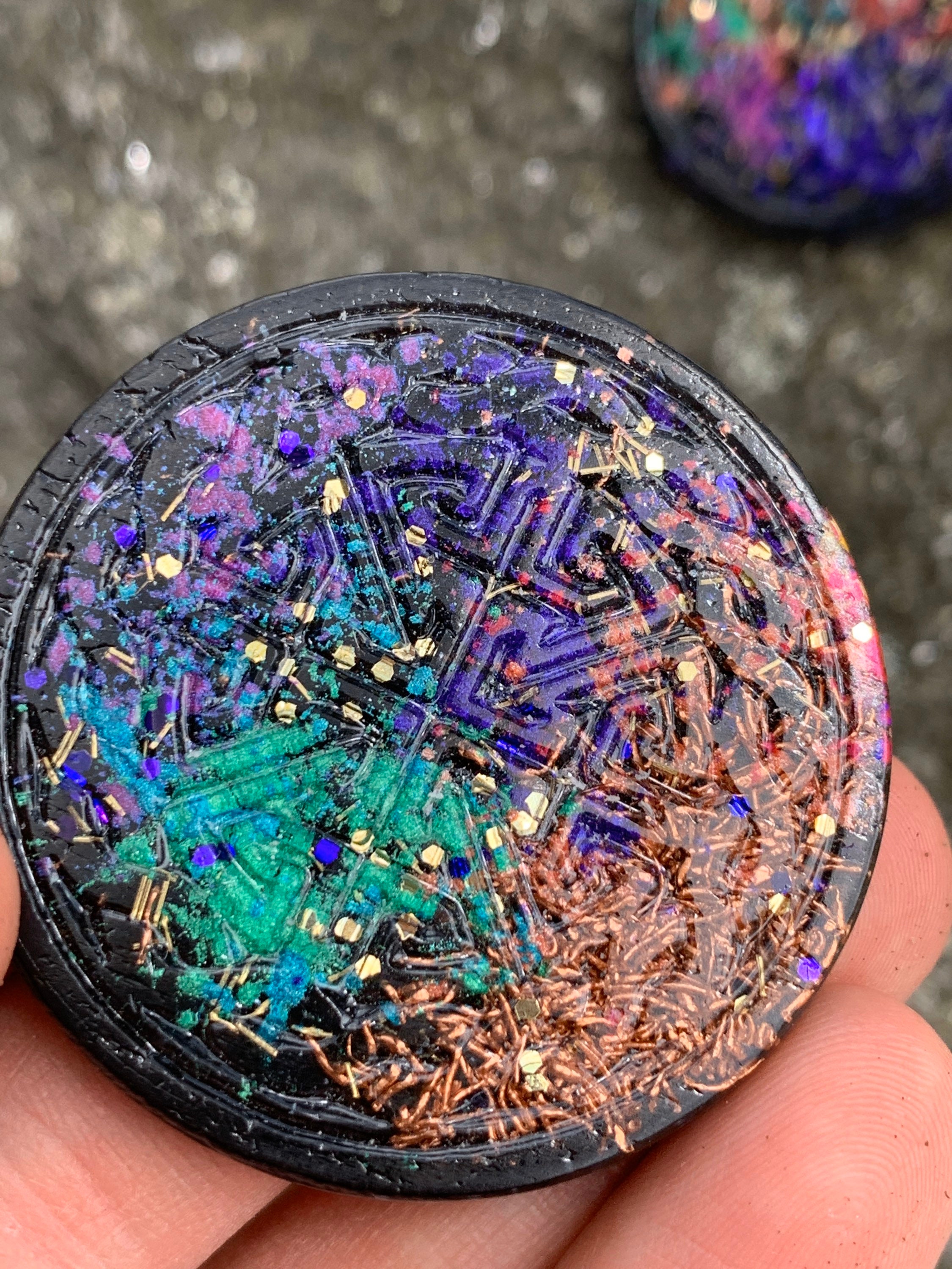 Orgonite® Celtic Cross Mini Disc - Orgone Generator® - EMF Shield - Etsy