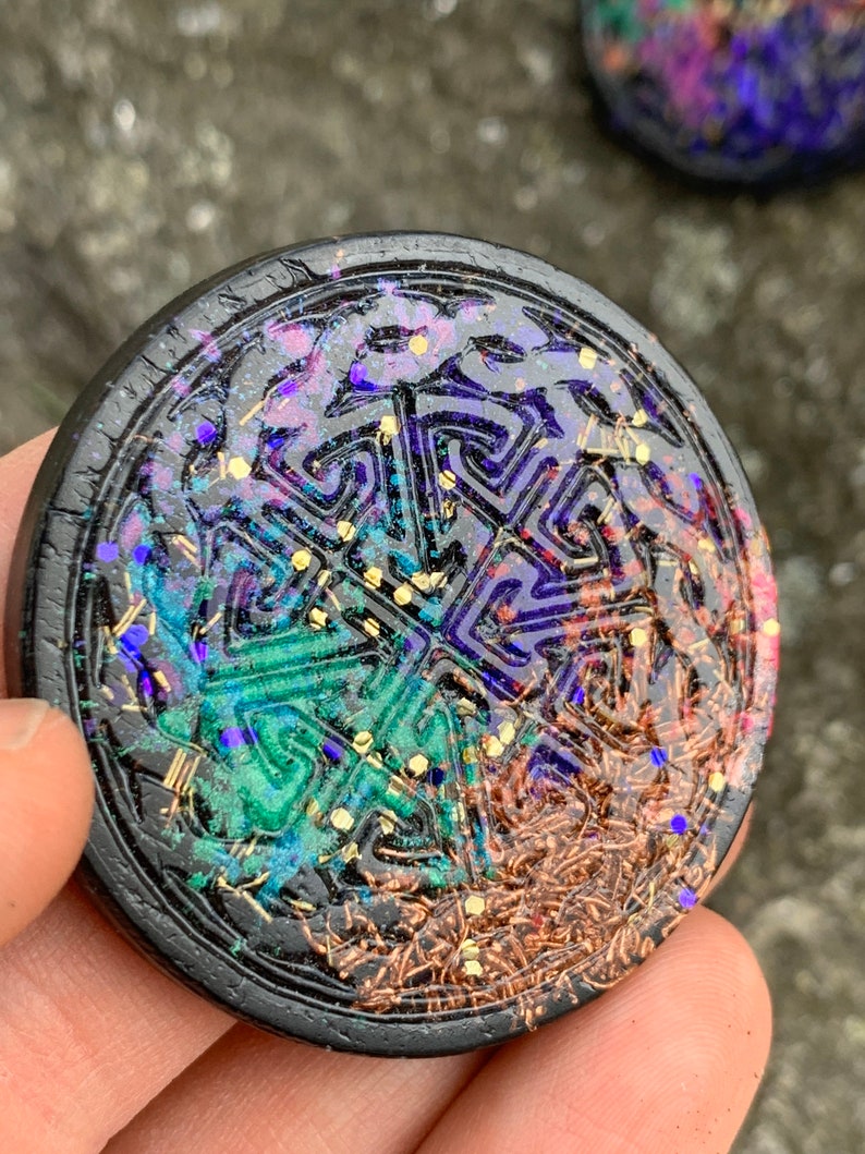 Orgonite® Celtic Cross Mini Disc - Orgone Generator® - EMF Shield - Etsy
