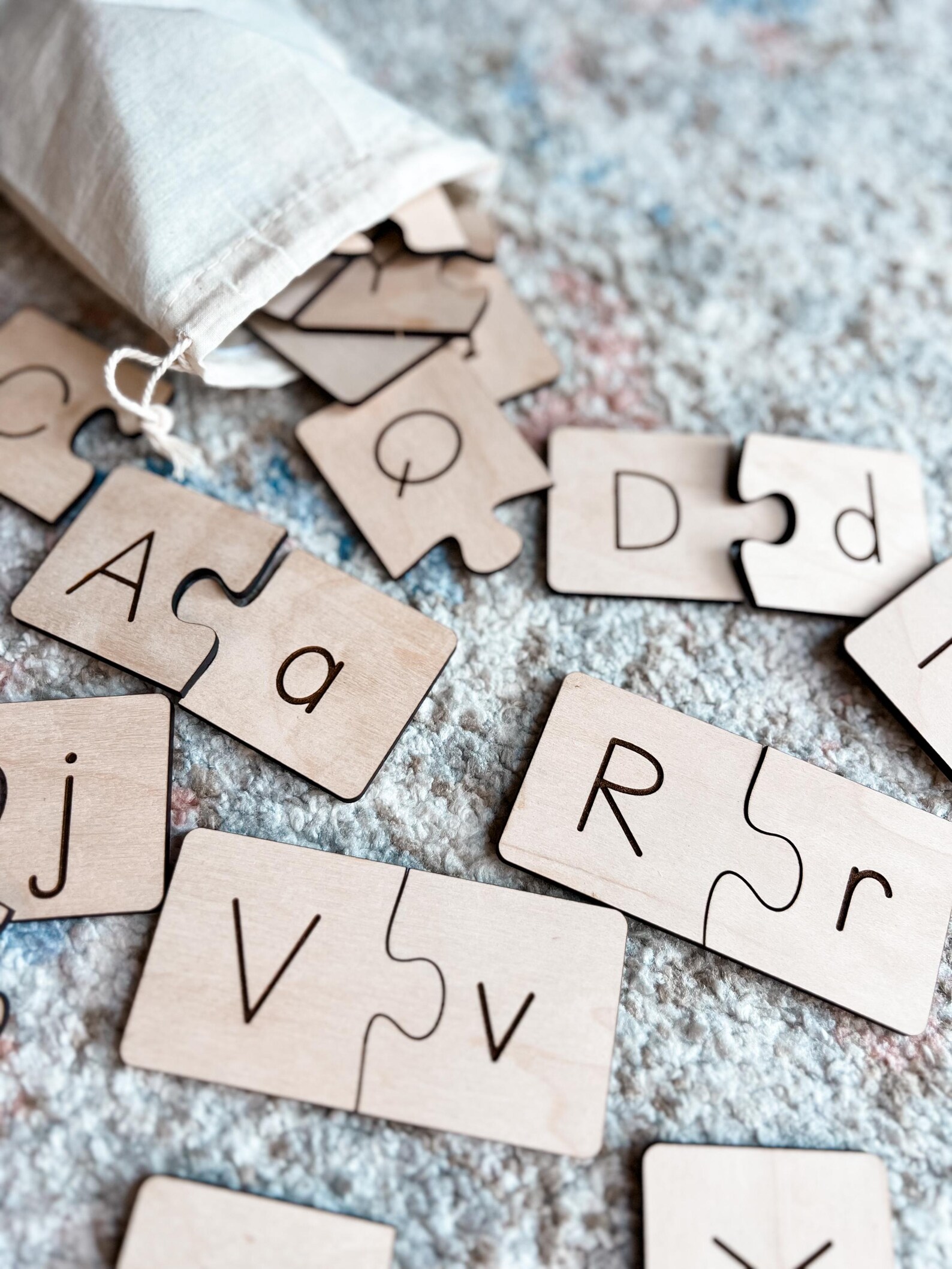 Upper & Lowercase Letter Matching | Alphabet Learning Puzzles ...
