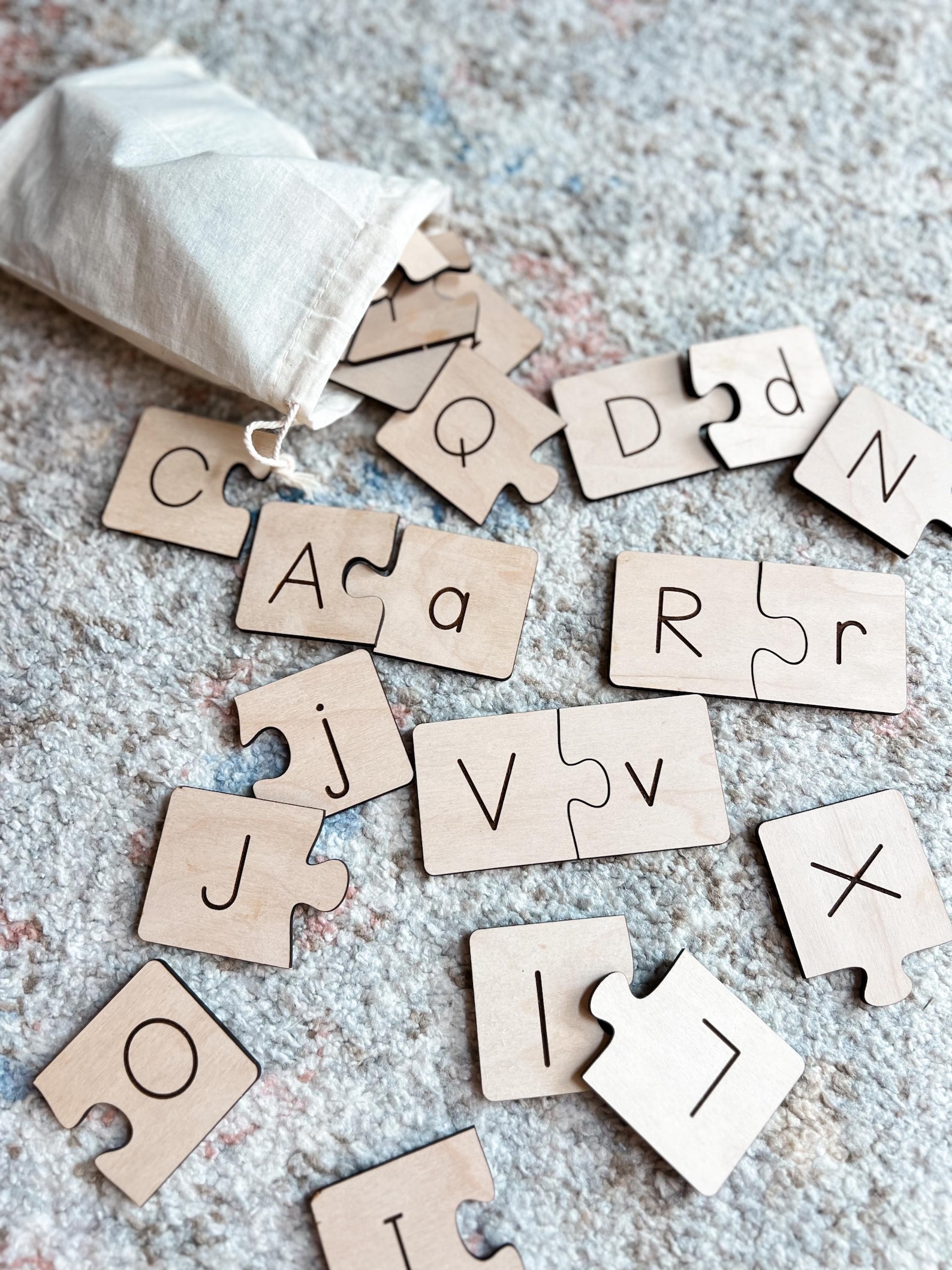 Upper & Lowercase Letter Matching | Alphabet Learning Puzzles ...