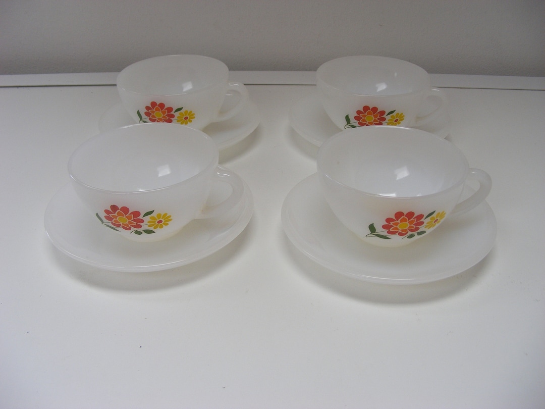 Arcopal Cups and Saucers, French Vintage, Set of Four, Pretty Floral ...