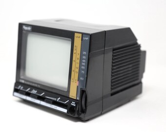 Vintage 5" B&W TV Mini Portable Tube Television Set AM/FM Radio ...