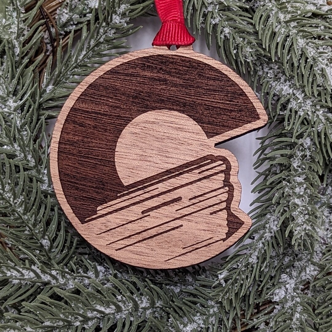 Colorado Red Rocks Christmas Ornament, Shatterproof Wooden Xmas ...