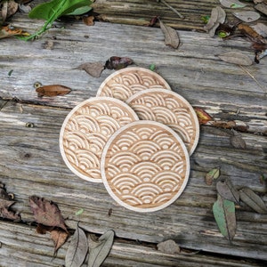 Japanese Wave Pattern Decorative Wood Coaster Set, Round Coasters ...