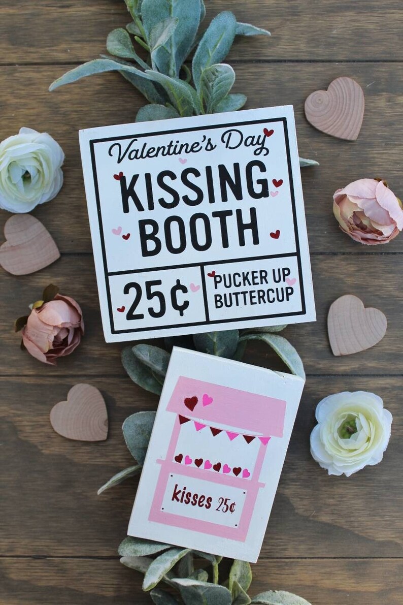 Kissing Booth Signs Farmhouse Wood Sign Valentine's Day - Etsy