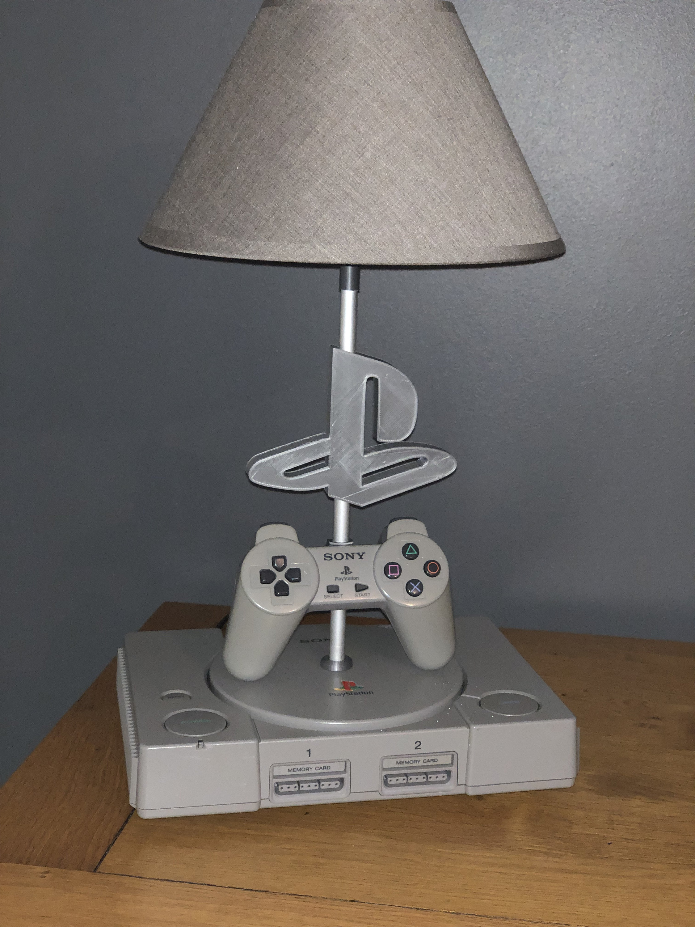 Lampe de bureau console Playstation 1 et manette 1 ère generation ...