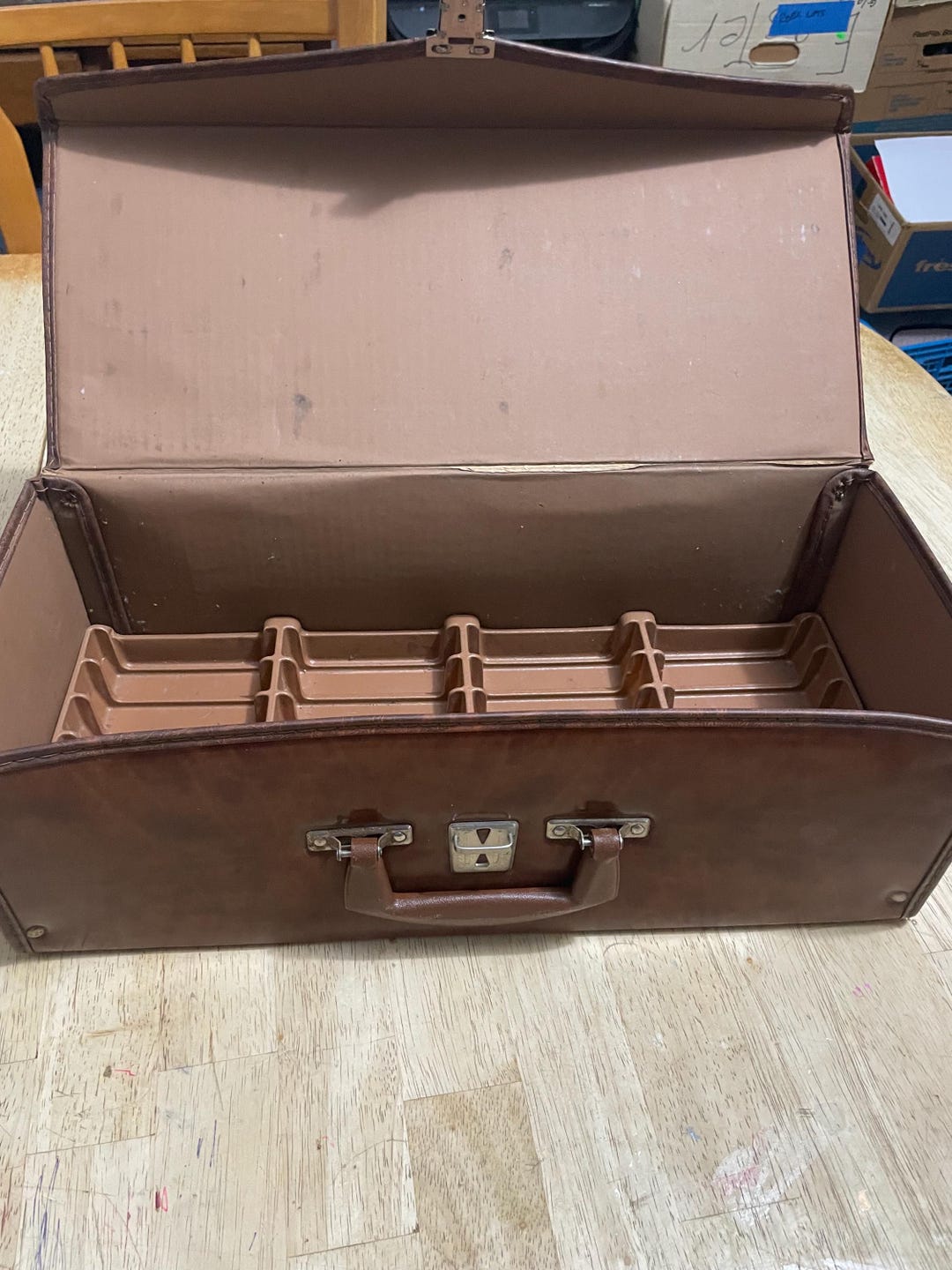 Vintage Vinyl 8 Track Tape Carrying Case Storage Box Fits 24 Damaged ...