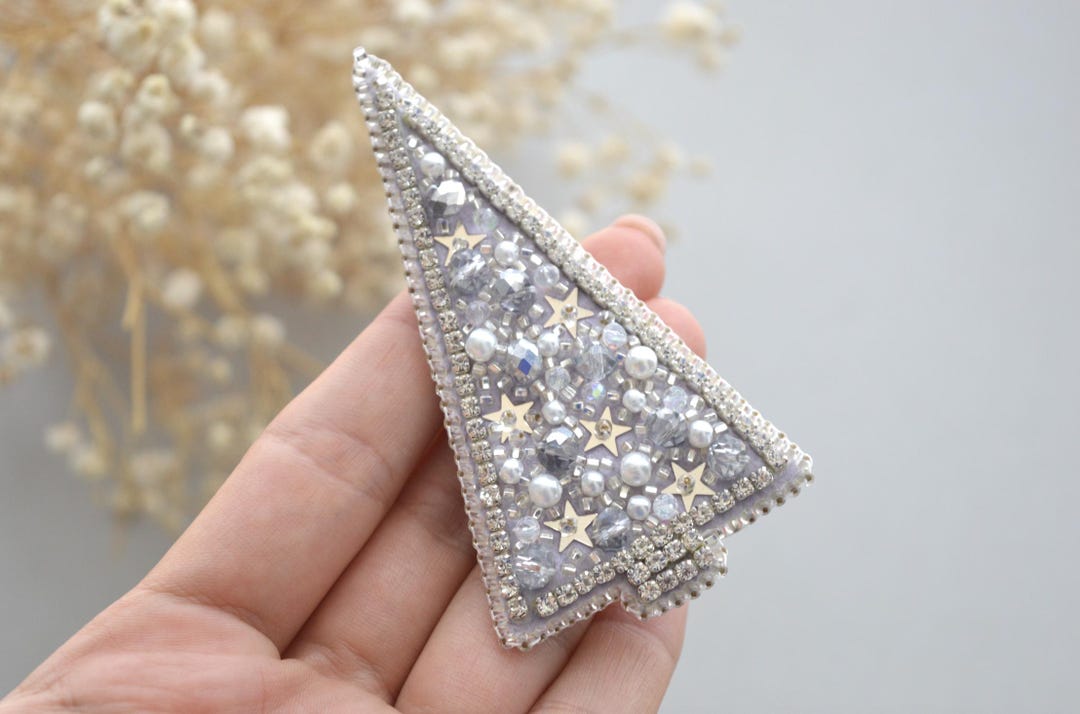 White Christmas Tree Beaded Brooch Making Kit | Christmas Gift | Seed ...