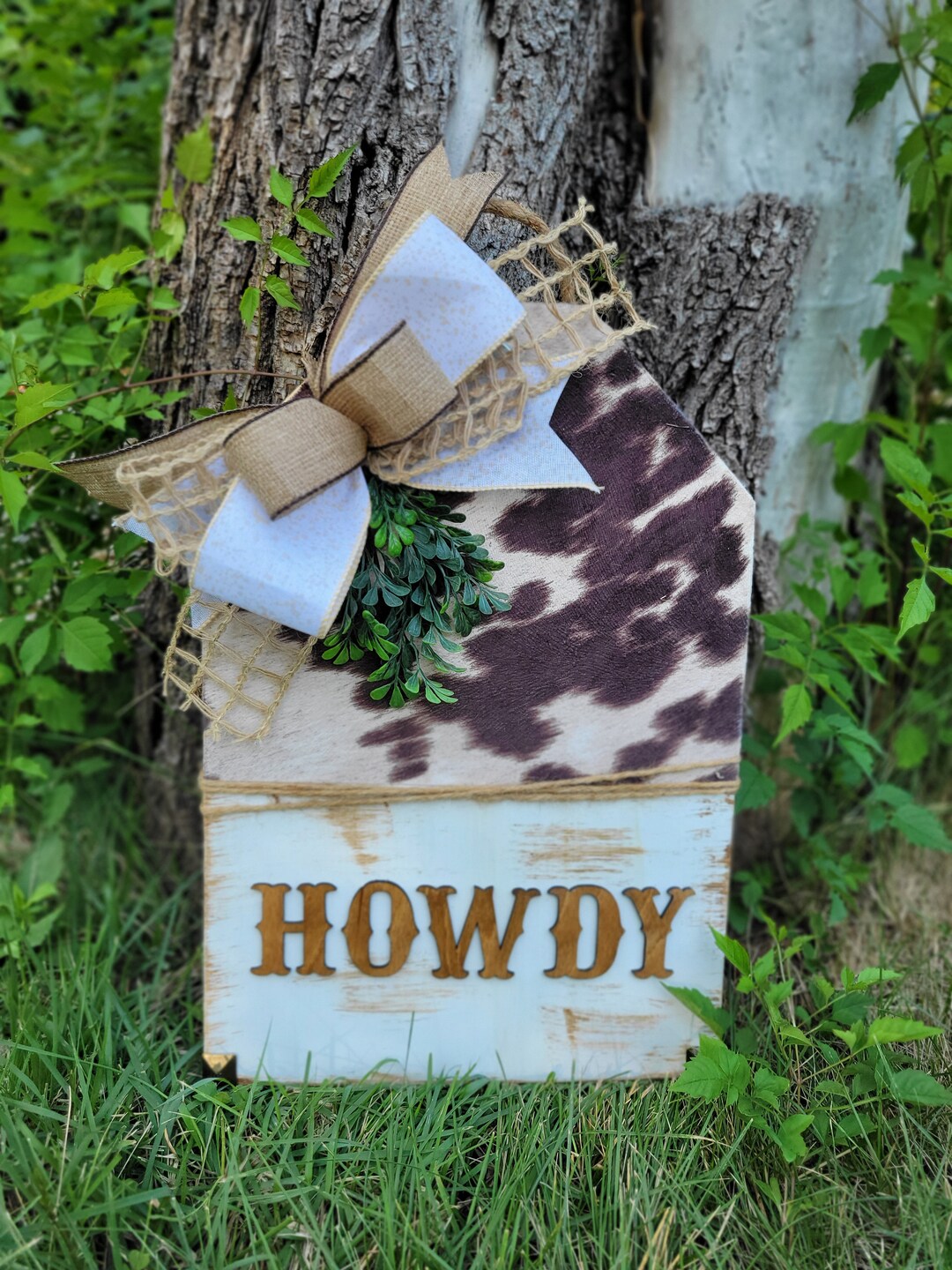 Howdy Cow Print Welcome Sign - Etsy