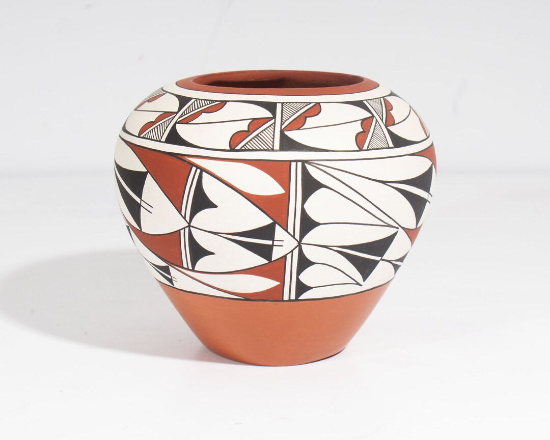 Bernard Chavez Signed San Felipe Pueblo Native American Pottery Vessel ...