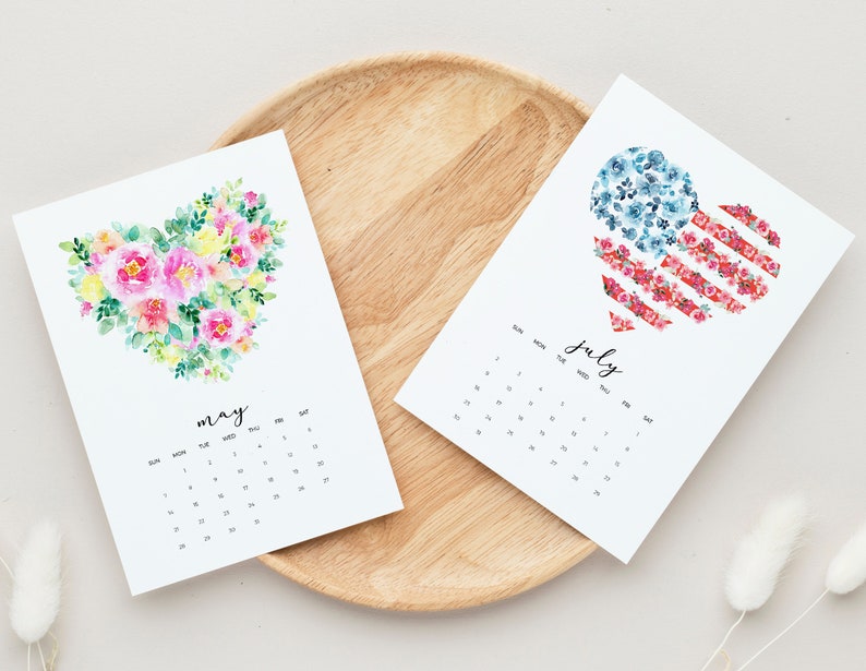 2026 Flower Desk Calendar, Watercolor Floral Heart Cards 5x7, Colorful ...