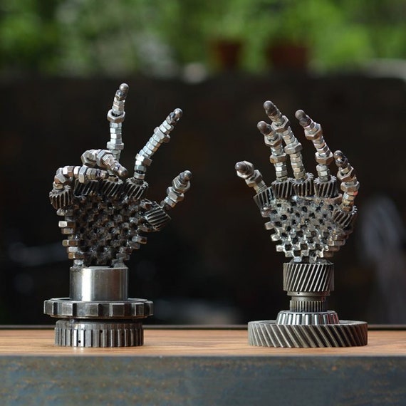 Skeleton Metal Hand Art