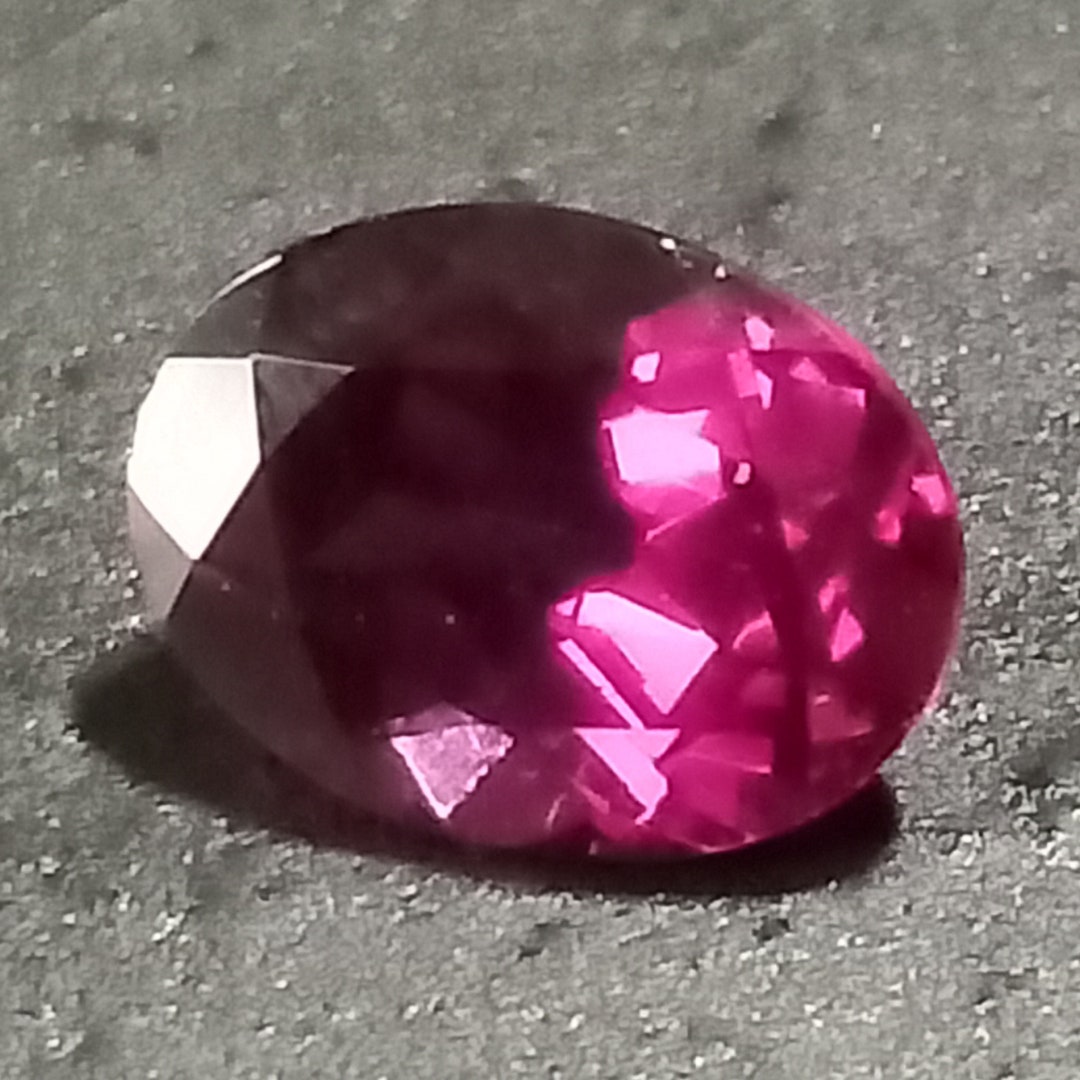 Raspberry Garnet , 1 Carat + , African Garnet , 1.50 Cttw , Tanzania ...