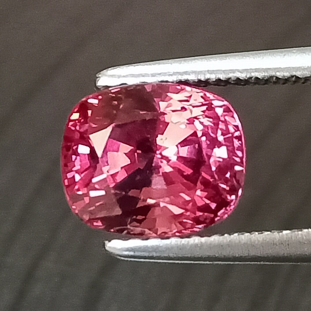 VS Quality, Amaranth Shade Spinel, 3 Carat Face up Size ,spinel ,2.48 ...