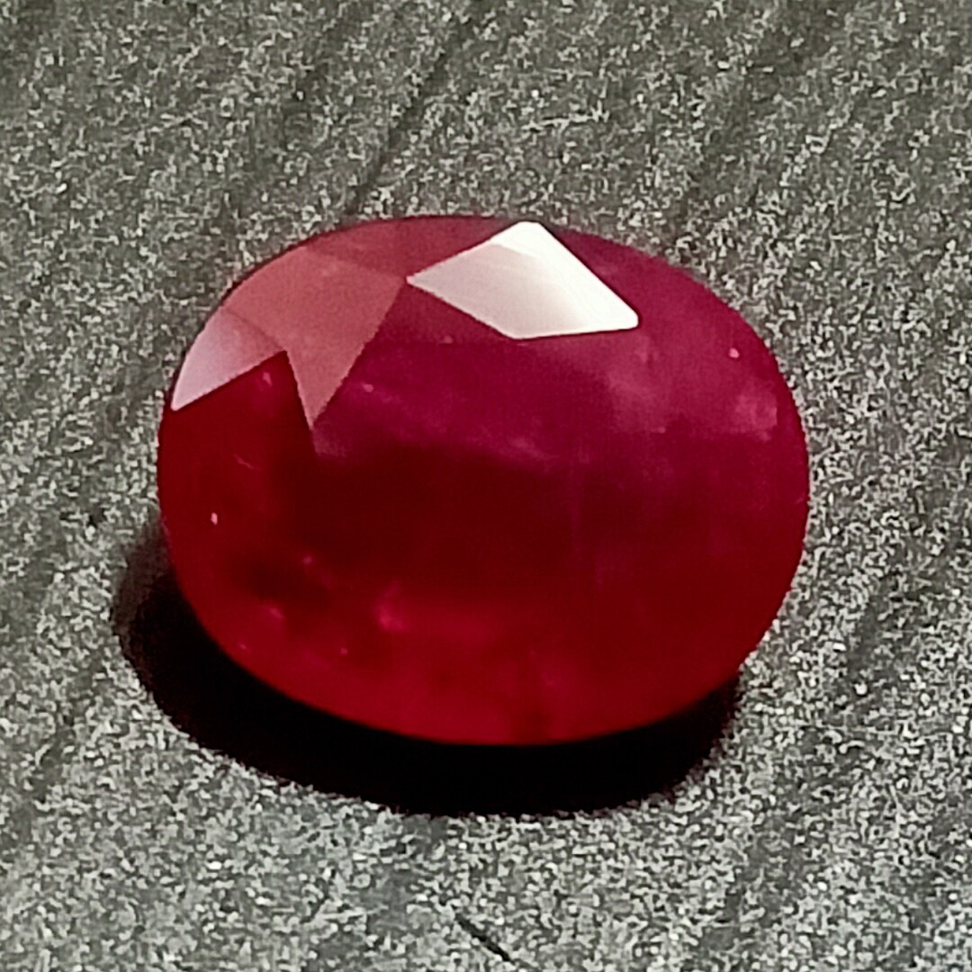 Ruby, Myanmar Ruby, 2.30 Cts., Burmese Ruby, Burma Ruby, Dark Pink Red ...