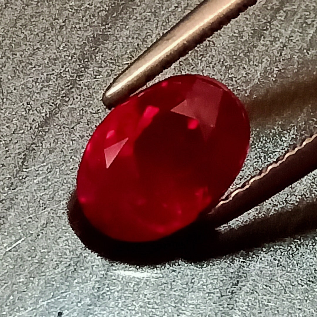 Old Burma Ruby, Pigeon Blood, Old Cut Ruby, 2.01 Cts., Oval Ruby ...