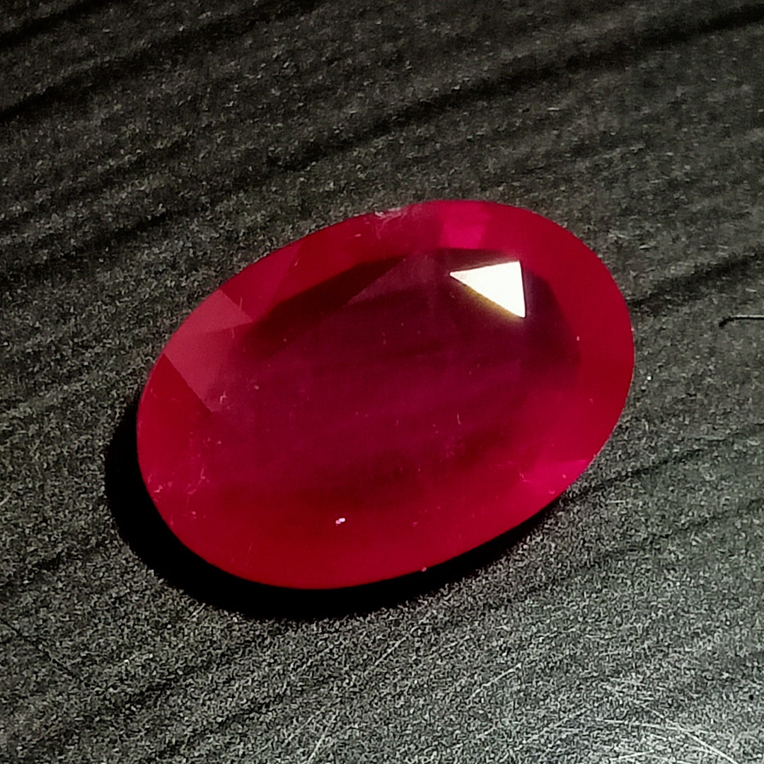 Red Ruby, 3.36 Ct, Burmese Ruby, Burma Ruby, Pigeon Blood Ruby, High ...