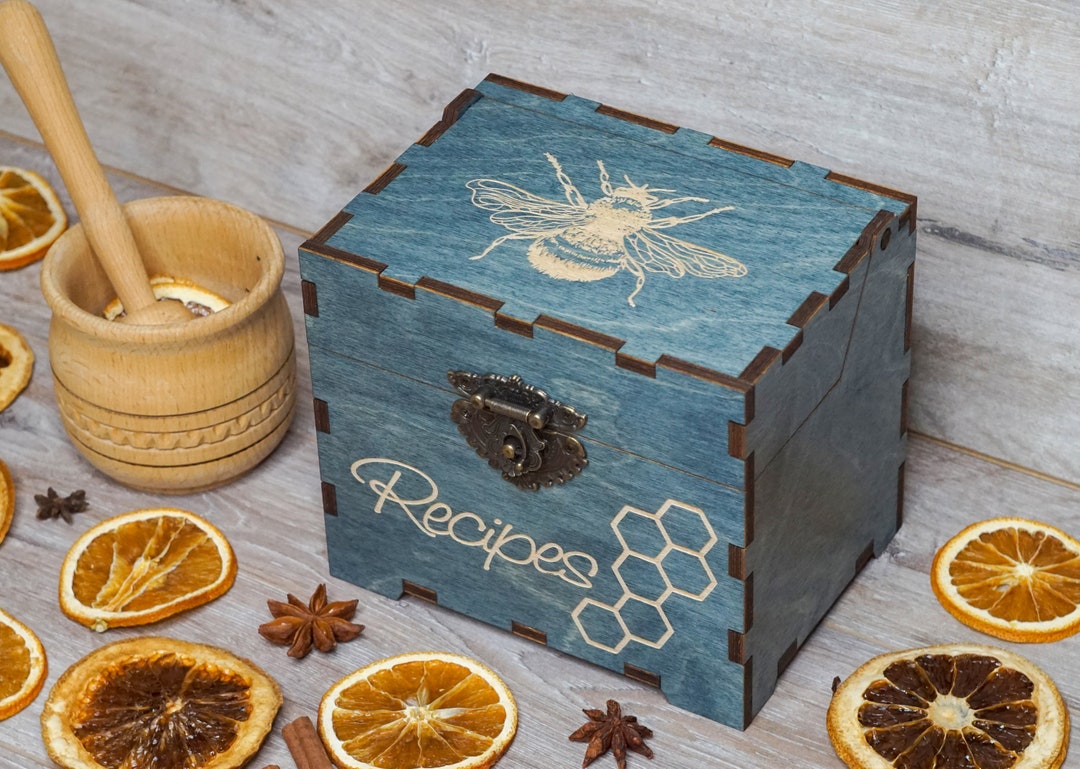 Recipe Box With Bee and Honeycombs, Dividers & 4x6 Recipe Cards ...