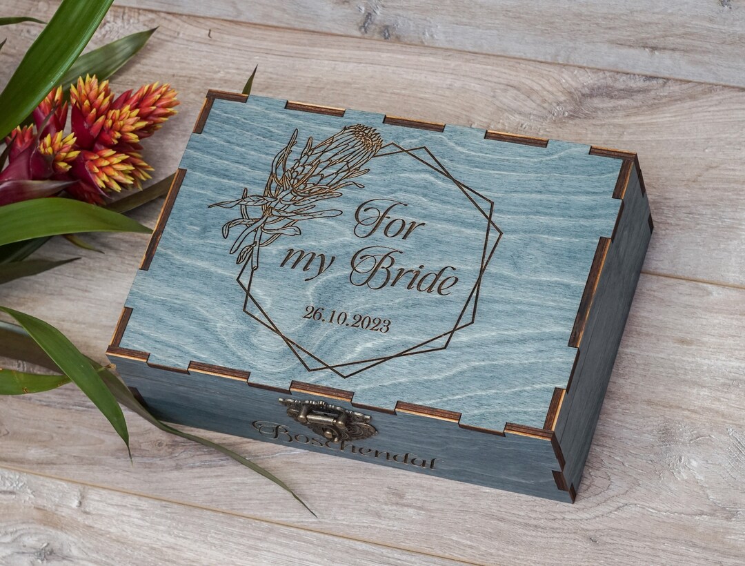Personalized Wood Keepsake Box With Proteases, Engraved Wood Memory Box ...