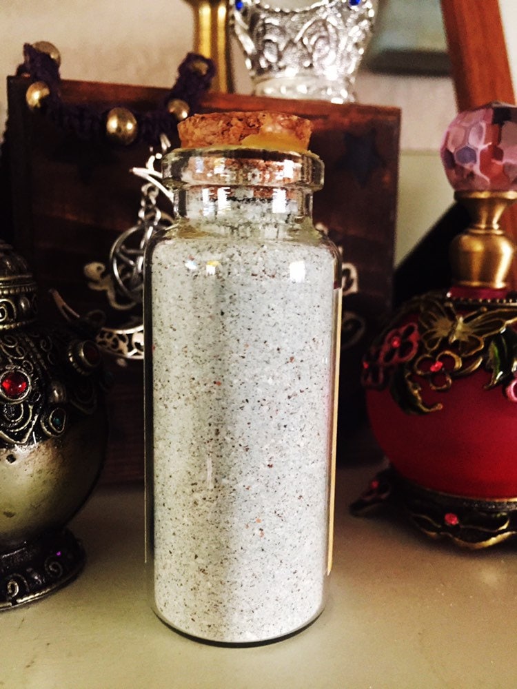 Moon Dust Powder: Wiccan Spell Ingredient (1 Ounce) - Etsy