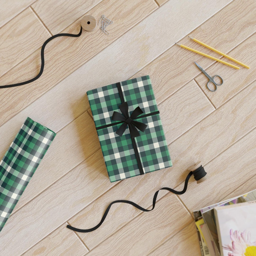 Green Checks Wrapping Paper, Gingham Plaid Gift Wrap Papers, Xmas Décor ...