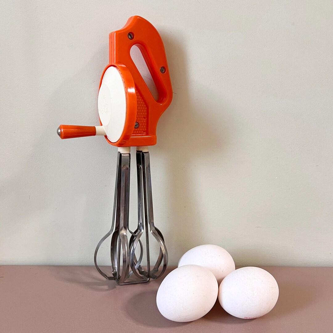 Orange Gloria Vintage Eggbeater Coil Spring Wire Whisk Hand Egg Beater ...