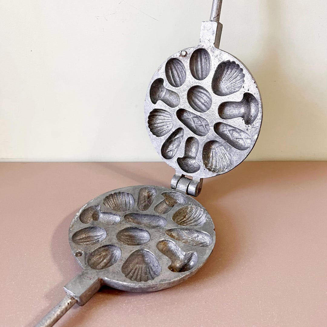 12-cookie Form Mold Soviet Vintage Metal Bakeware Biscuit Baking Pan ...