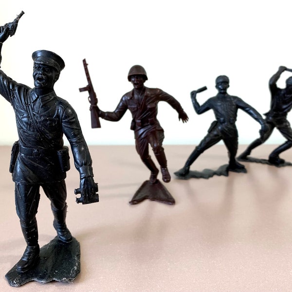Plastic Toy Soldiers Vintage Ww2 - Etsy