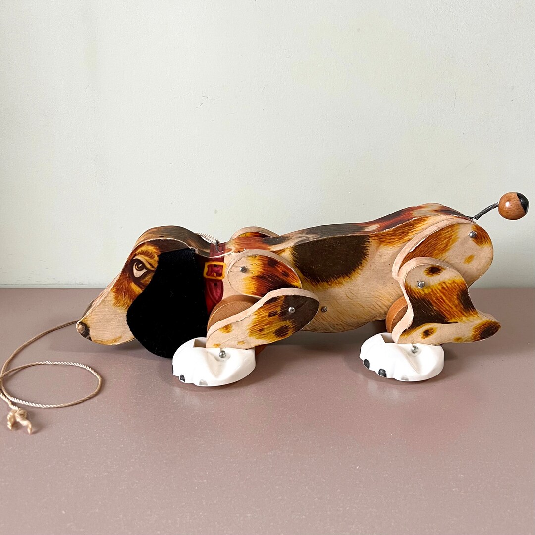 Vintage 1960s East German Knock-off Fisher-price 'snoopy Sniffer' Dog ...