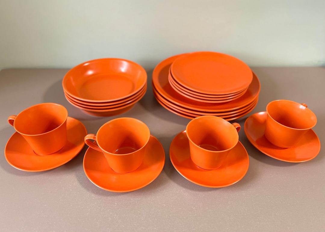 Vintage Orange Ornamin Melamine Jordan 20 Pcs Dish Set for 4 Cups ...