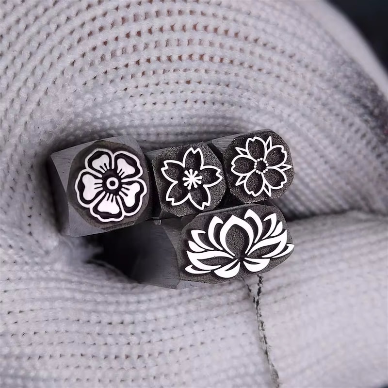 Sakura Jewelry Stamp - Etsy UK
