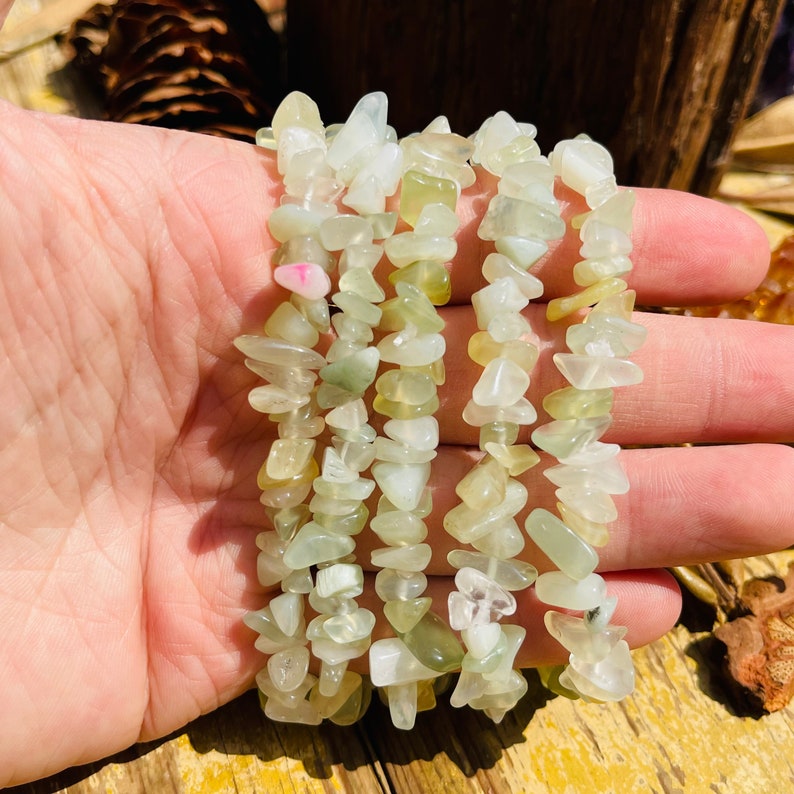 Natural New Jade Chip Bracelet,healing Braclet,stretchy Chip Beads ...