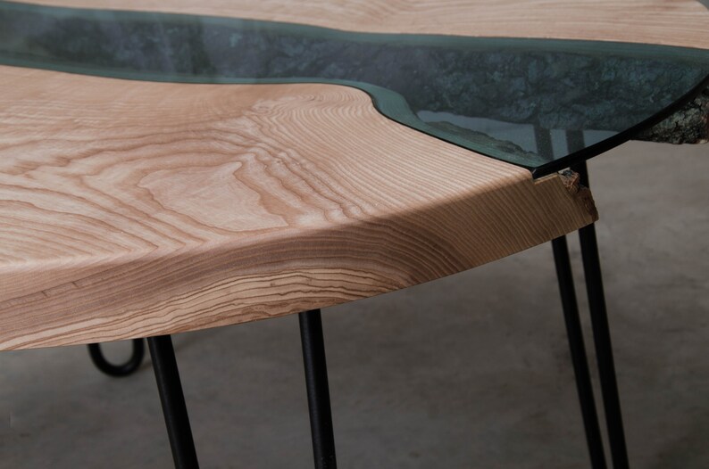 Custom River Table Round River Coffee Table Made of Ash - Etsy