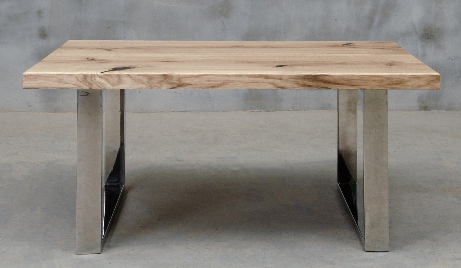 Live Edge Coffee Table Made of Oak Wood, Small Coffee Table With ...