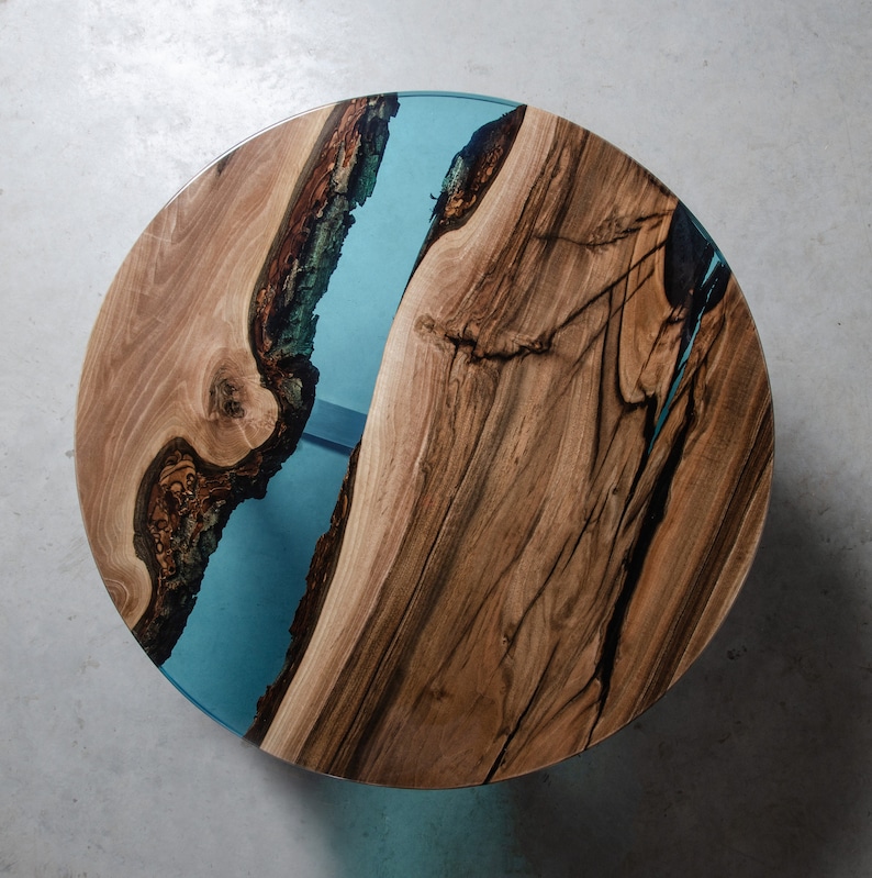 Table basse en résine azur, bout de canapé époxy en noyer européen ...