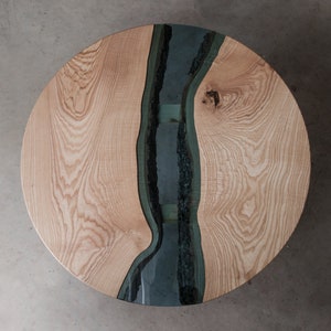 Custom River Table, Round River Coffee Table Made of Ash, Wooden Live ...