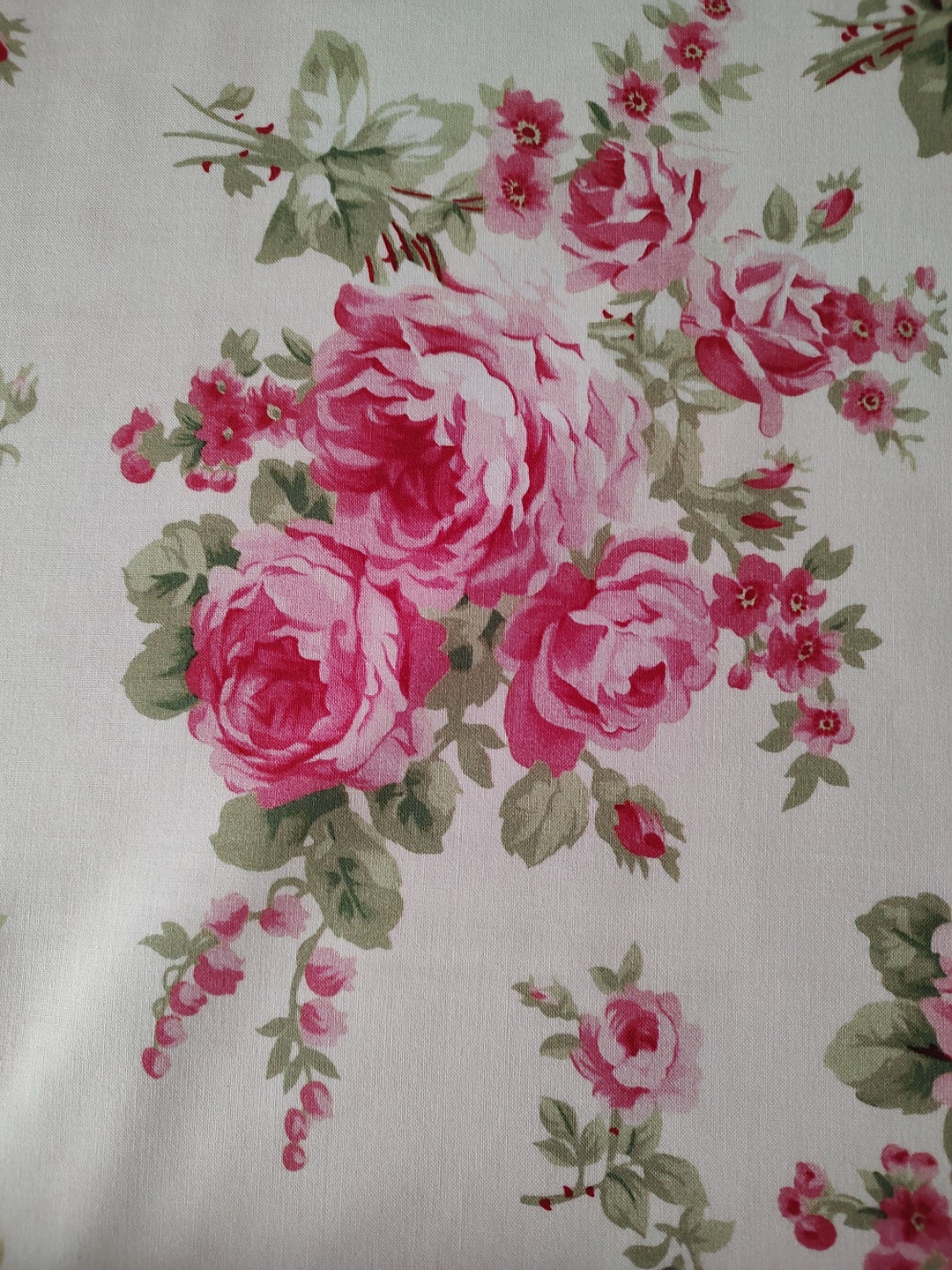 Barefoot Roses, Cabbage Rose Fabric, Tanya Whelan, Quilting Cotton ...