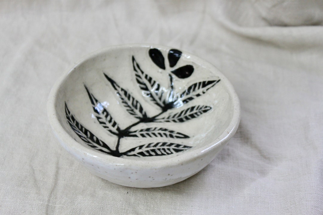 Handmade Ceramic Small Pinch Bowl Monochrome Flower Botanical Sgraffito ...