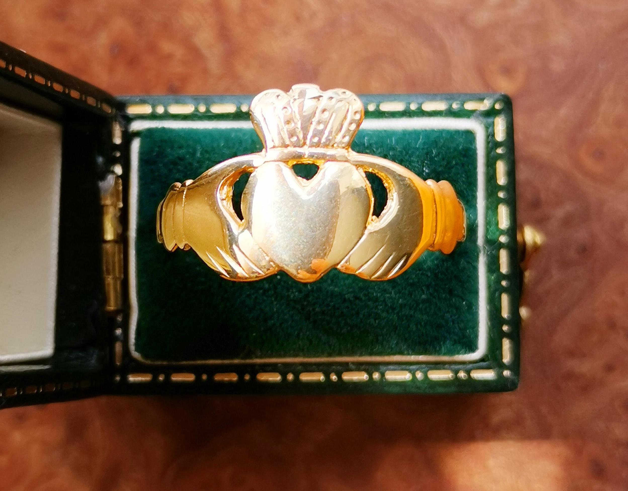 Vintage 9ct Gold Celtic Claddagh Ring, 1988 Birmingham Hallmarked Irish ...