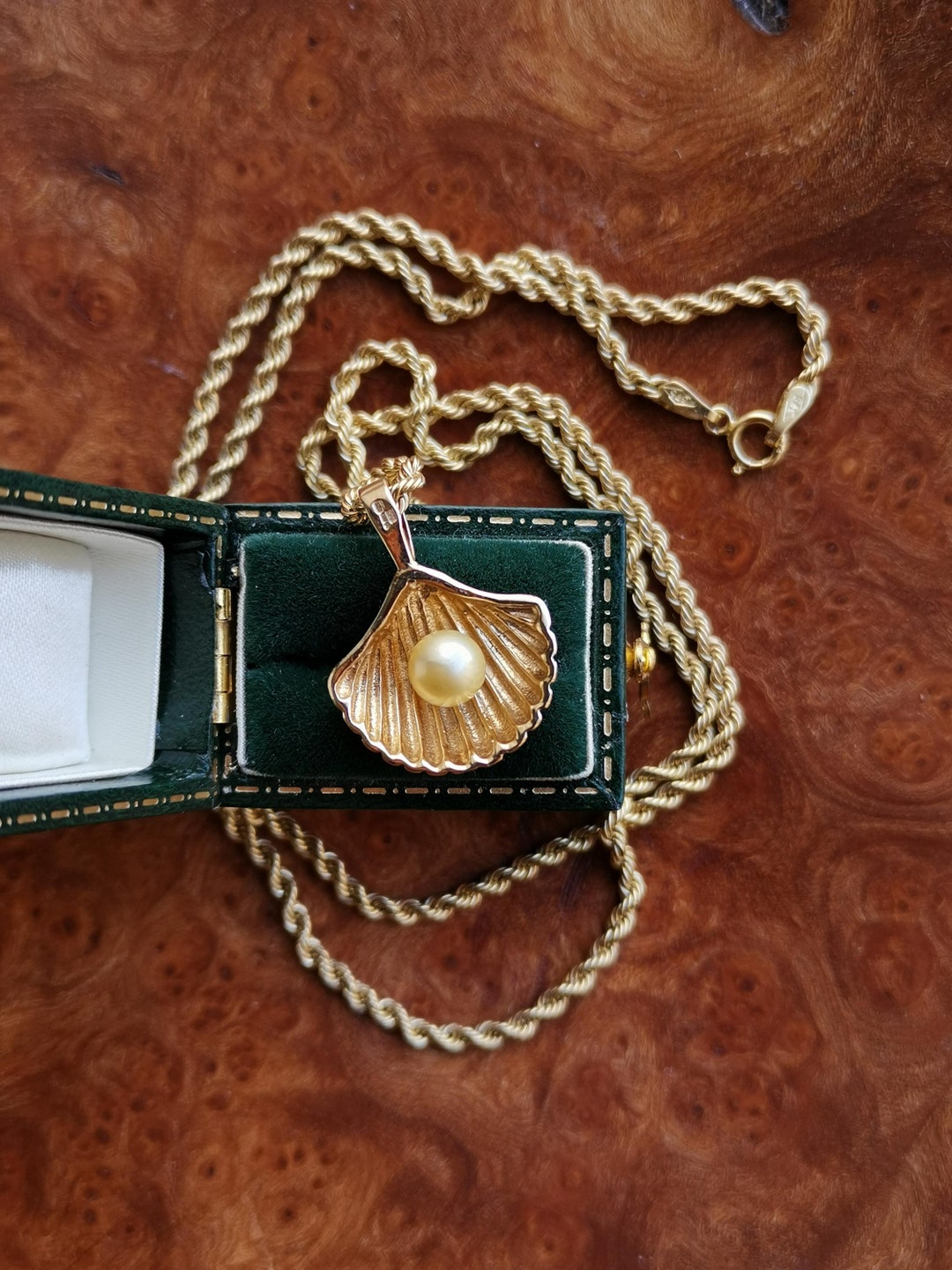 Vintage 9ct Gold Cultured Pearl Shell Pendant With 20 Chain, Gold ...