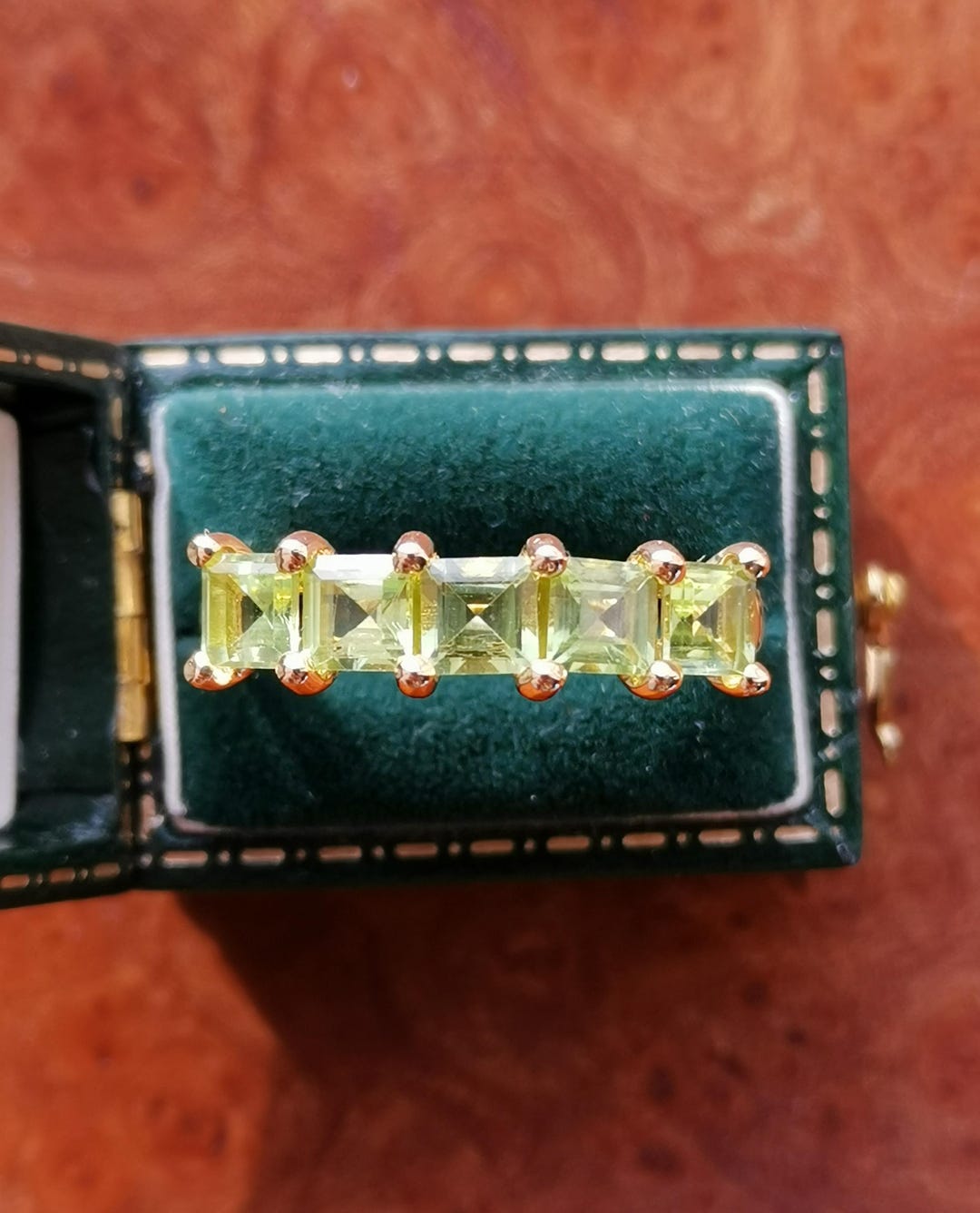 Vintage 9ct Solid Gold Peridot Set Ring, Fully Hallmarked British ...