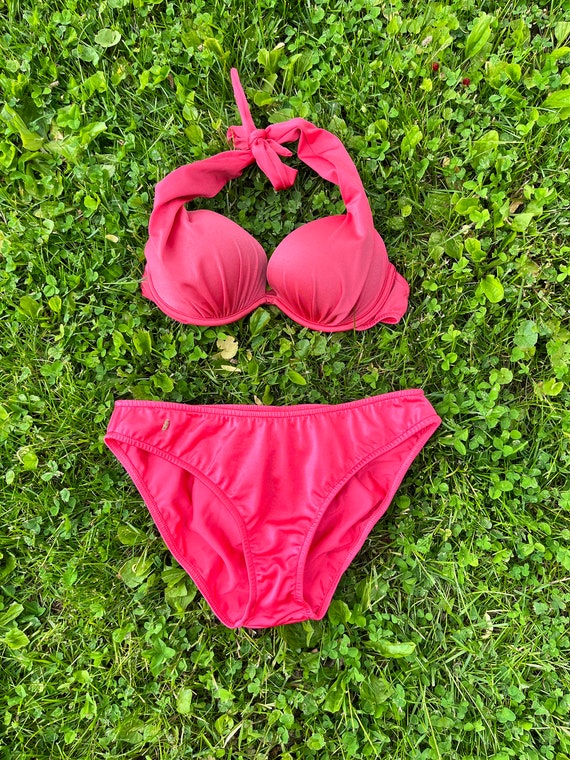Pink Venus Bikini Gem