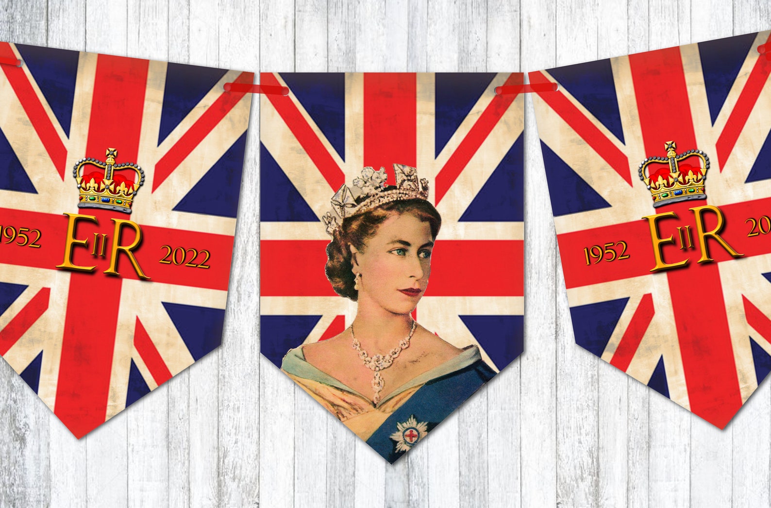 Vintage Style Union Jack Platinum Jubilee Queen Elizabeth Bunting ...