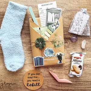 Blind Date With a Book Box Gift, Personalized Book Lover Gift Bundle ...