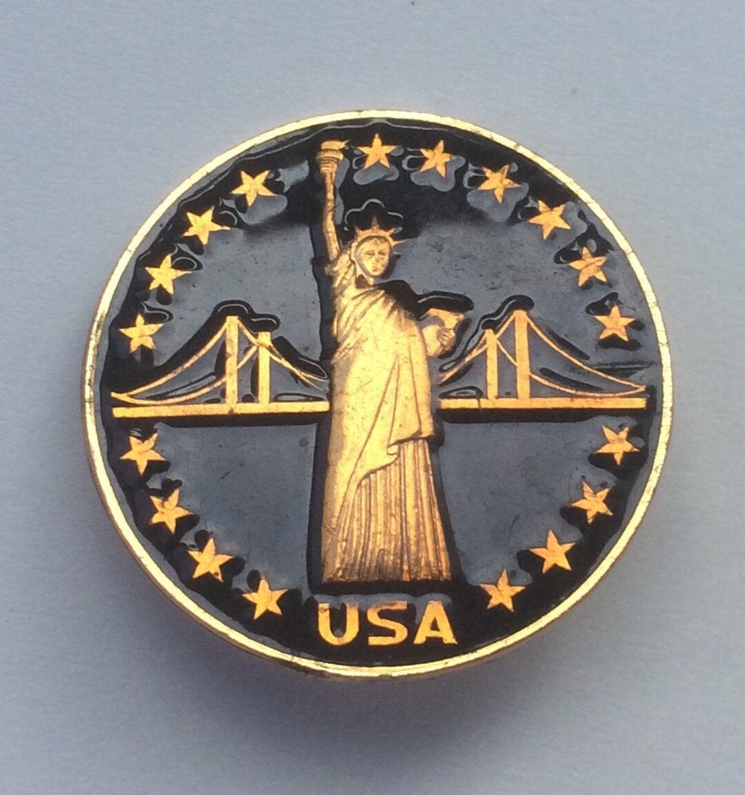 Vintage Pin, USA Badges, the Statue of Liberty, USA is Independent ...