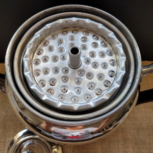 Universal Stove Top Percolator No 510 by Landers, Frary & Clark - 1919 ...